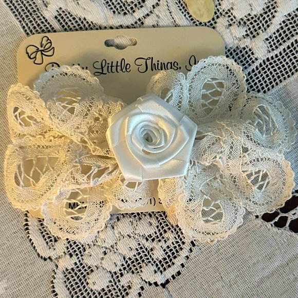 Pretty Little Things, Inc. | Accessories | Bownwtpretty Little Things ...